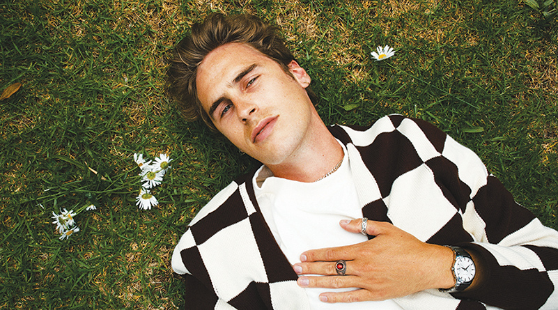 Feature - Taylor Roche: Reeling In The Fans - NZ Musician