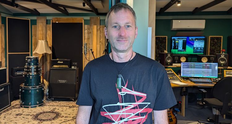 Feature - Industry: Dave Rhodes Productions - NZ Musician