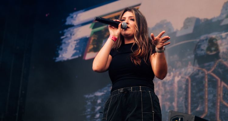 Feature - NewTracks New Artist: PONZ - NZ Musician